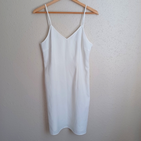 Disaya | Dresses | Disaya White Strappy Sleeveless Slip Dress Size 6 ...